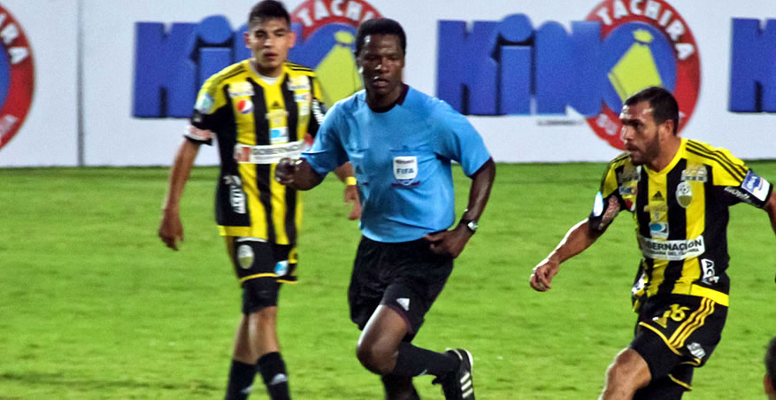 Argote dirigirá en la Copa América - lavinotinto.com