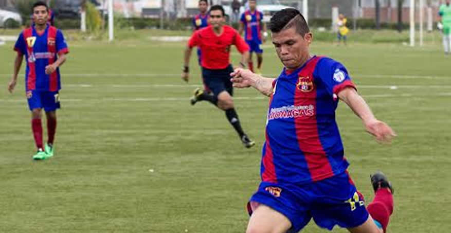 Adrián Araque fue intervenido con éxito - lavinotinto.com