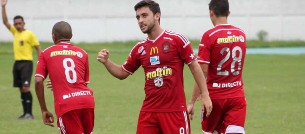 Henry López: "Día a día me he ido acoplando mejor al grupo ...