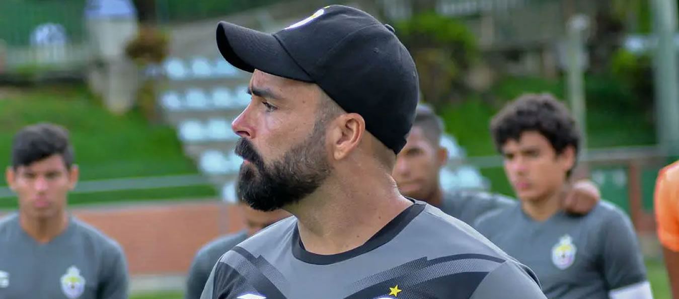 UCV anunció la salida del técnico Daniel Sasso - lavinotinto.com