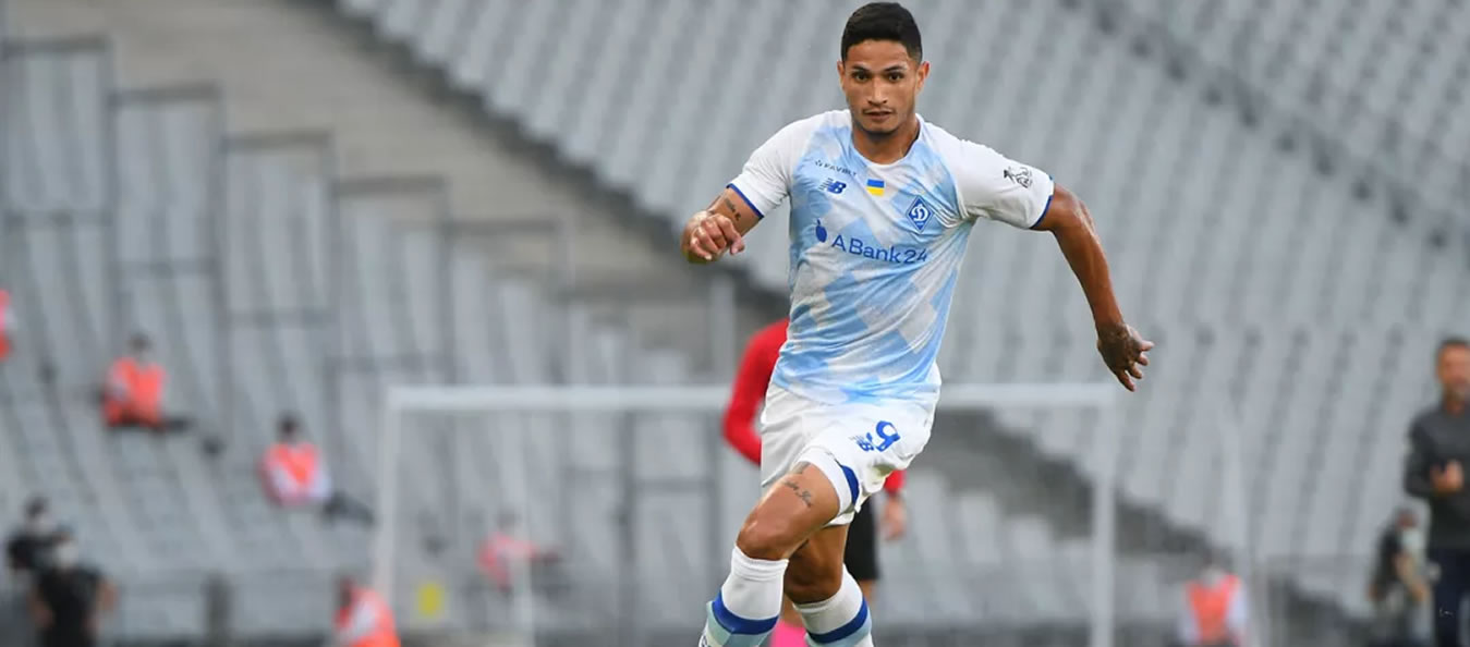 Eric Ramírez viajó con el Dynamo Kiev para enfrentar la Champions ...