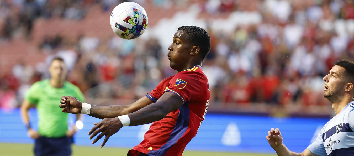 Córdova y Savarino anotaron en la victoria del Real Salt Lake ...