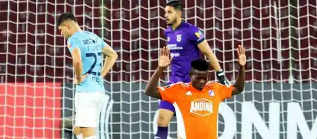 Rafael Romo tuvo sus primeros minutos con Católica - lavinotinto.com