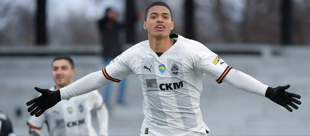 Kevin Kelsy marcó su primer gol con el Shakhtar - lavinotinto.com