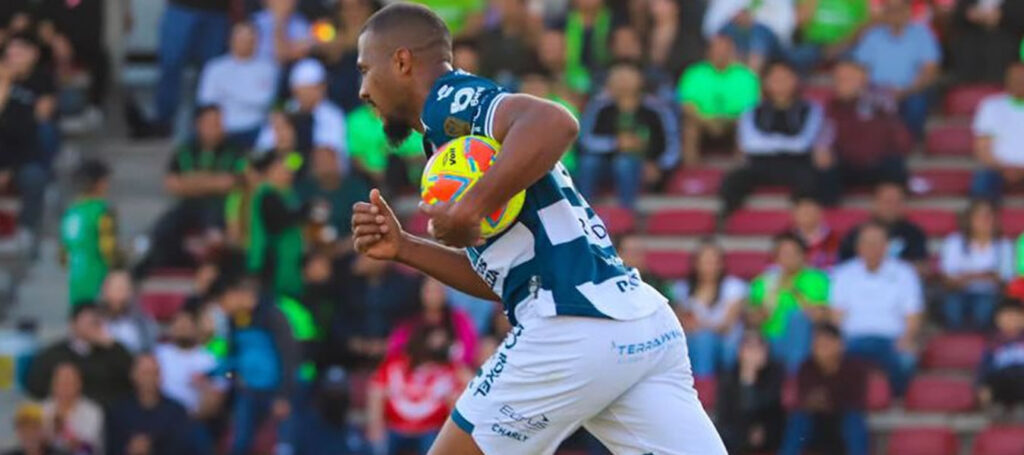 Salomón Rondón marcó en el empate de Pachuca con Juárez - lavinotinto.com